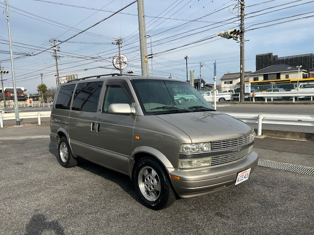 シボレー アストロ LT 4WD D車・純正16AW・ユーザー買取車 178.0万円 平成15年(2003年) 愛知県 中古車 - 価格.com